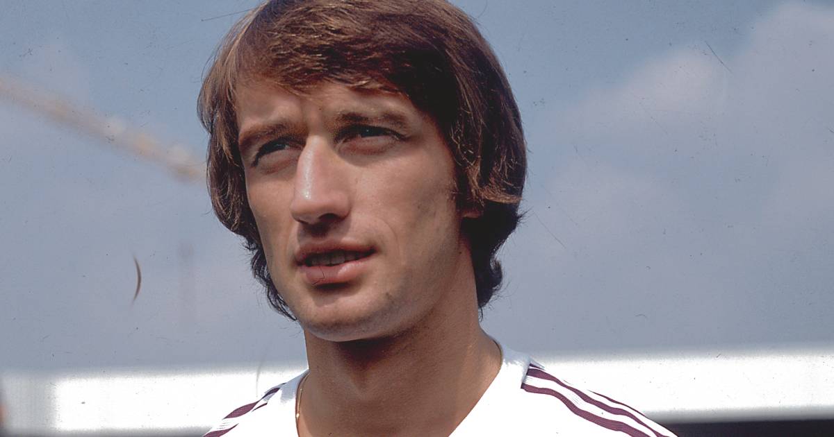 IN BEELD. De rijkgevulde carrière van Rob Rensenbrink | Voetbal | hln.be