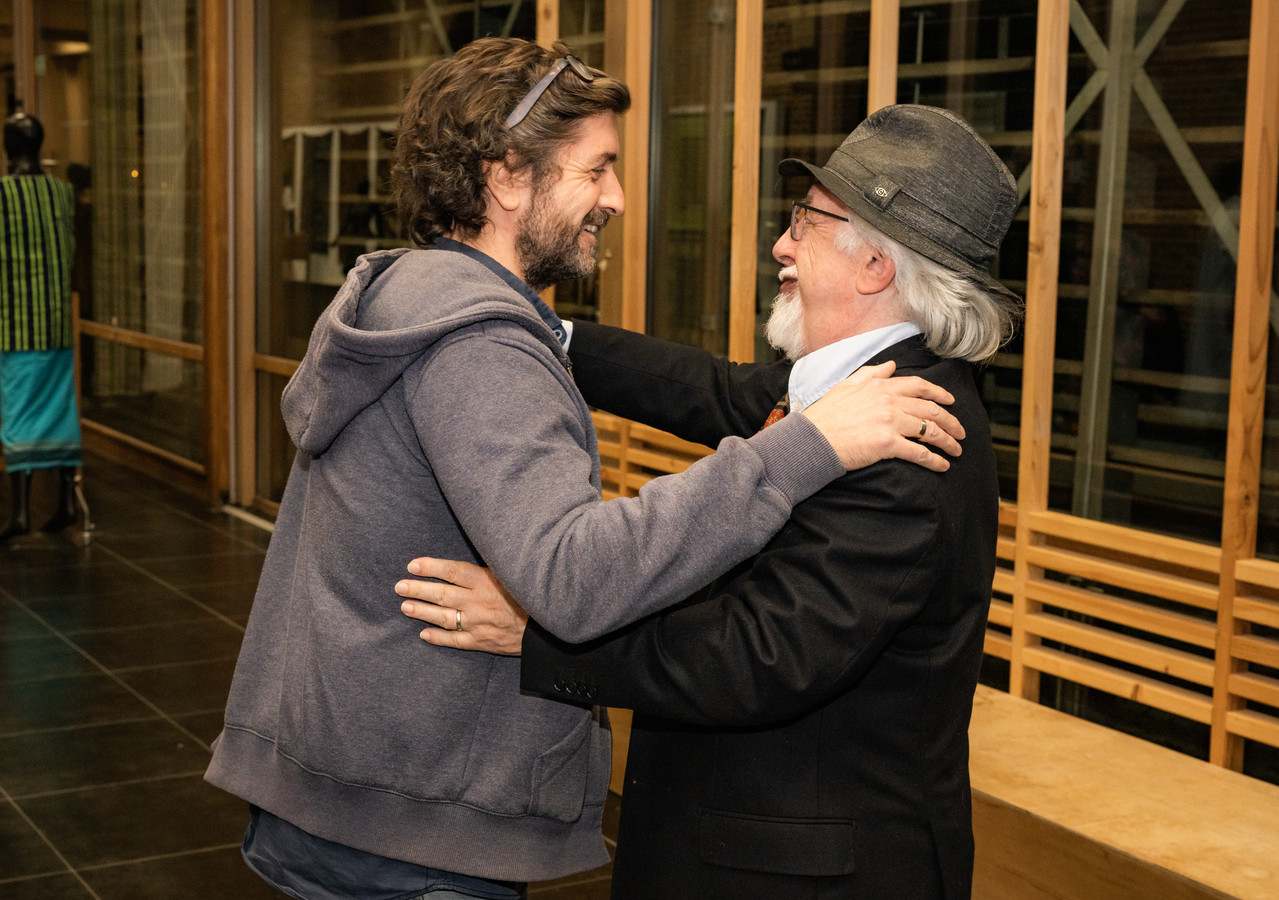 IN BEELD. Warm weerzien onder muzikanten op boekvoorstelling Jean ...