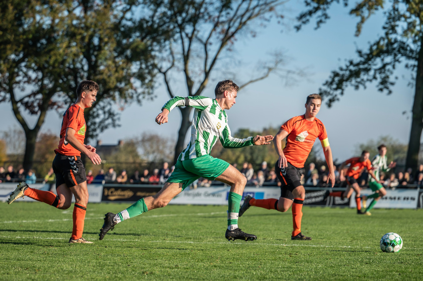 Niet in lederhosen, maar in trainerskloffie bij Oktoberfest van DSV ...