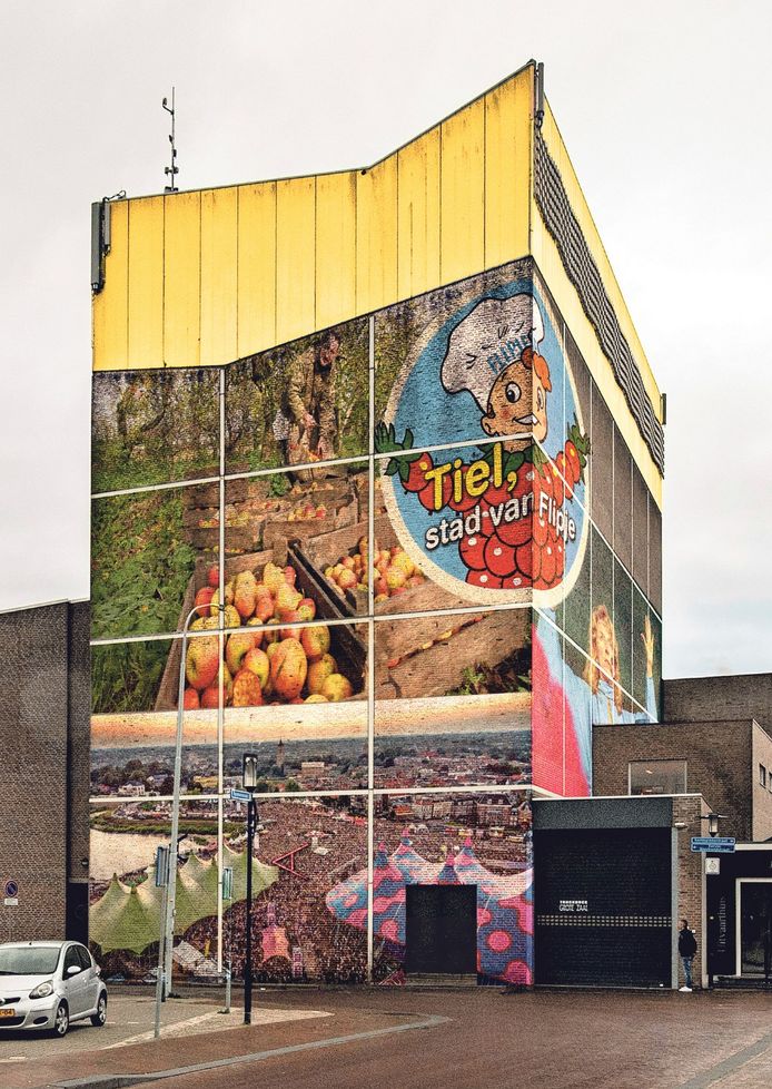 Saaie toneeltorenmuur Agnietenhof moet sprankelen | Tiel | gelderlander.nl