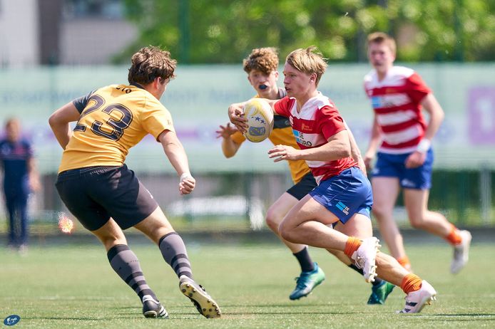 Rugbyer Joren Buijs wint en scoort bij debuut in Oranje U16 | Sport in ...