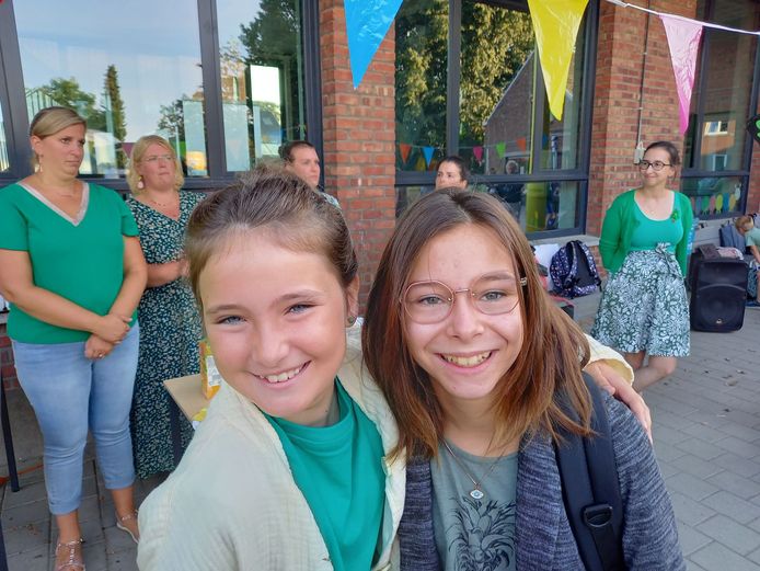 De Groene Poort kleurt groen op eerste schooldag | Zottegem | hln.be