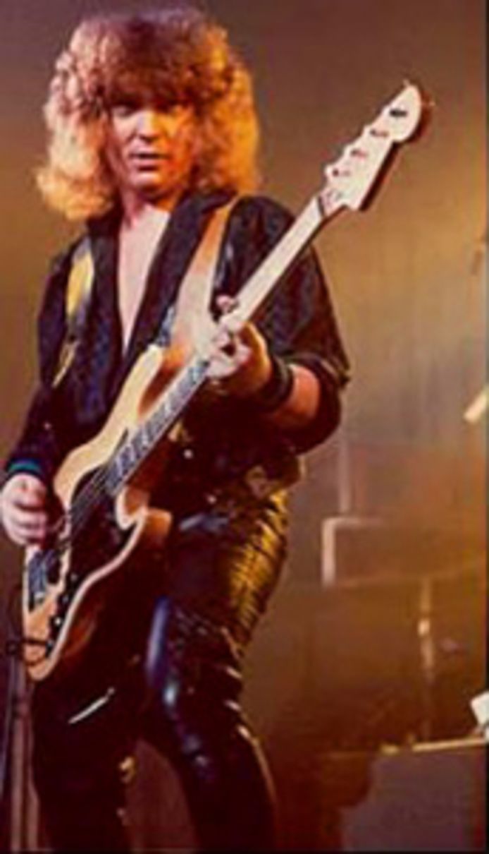 Oprichter en bassist Steve Priest van The Sweet overleden | Show | AD.nl