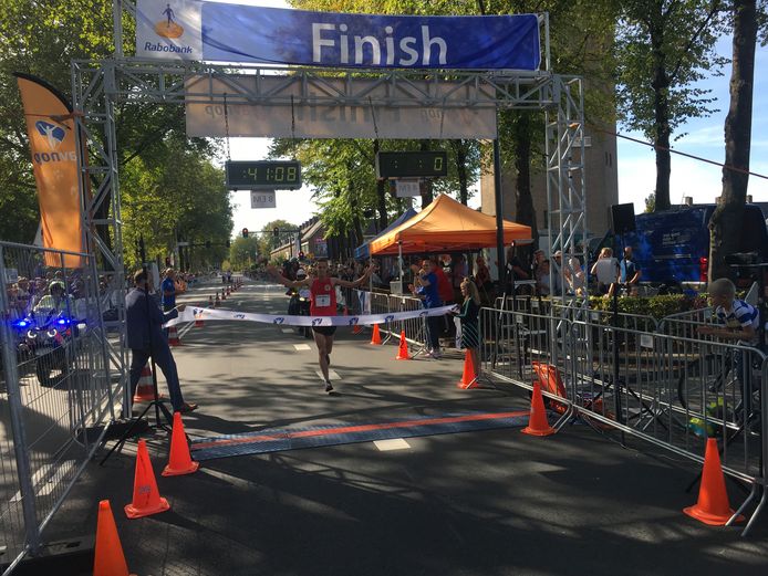 Bolding heeft iedereen te pakken in Fish Potato Run | Regiosport ...