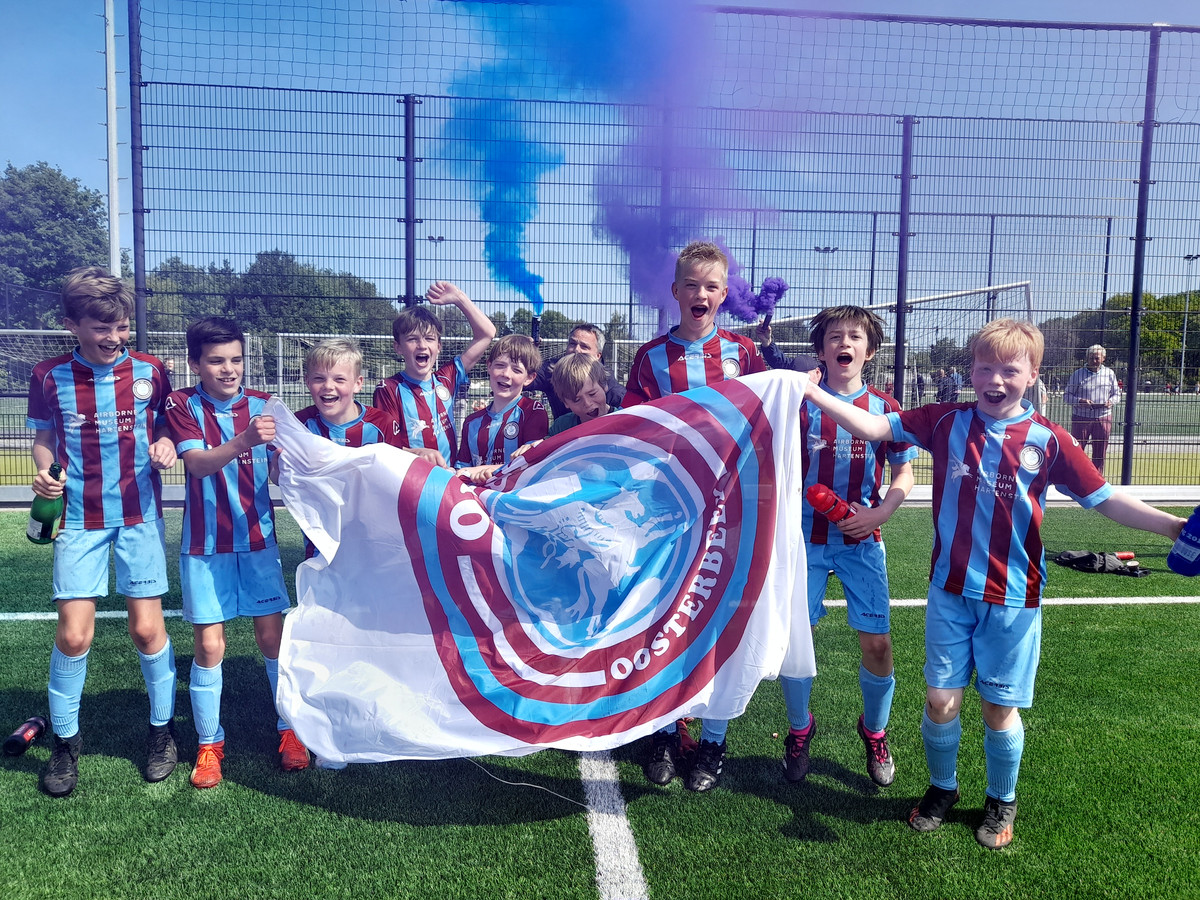 Dit zijn ze, de nieuwe kampioenen uit jouw regio! | Foto | AD.nl