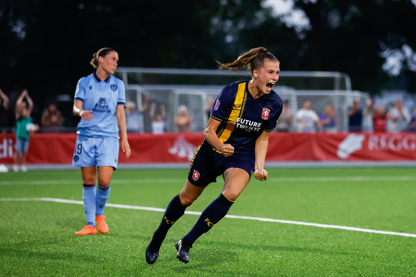Het komt toch goed voor FC Twente Vrouwen: ‘Wedstrijd op karakter naar ...