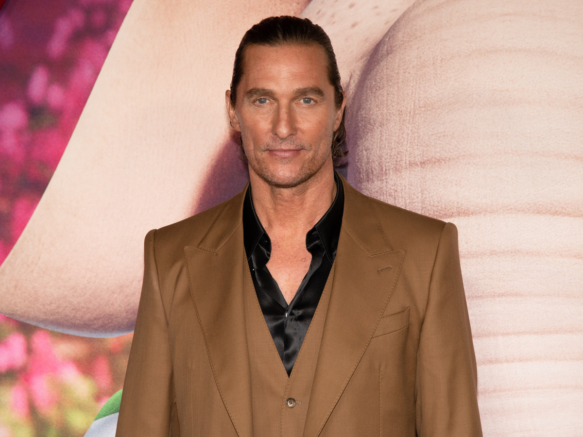 Matthew McConaughey spreekt stem in van Elvis voor Netflix-serie | Foto ...