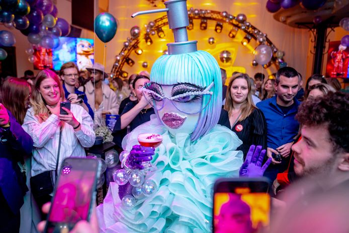 IN BEELD. Exclusieve Reveal Party onthult drie nieuwe ‘Masked Singers ...