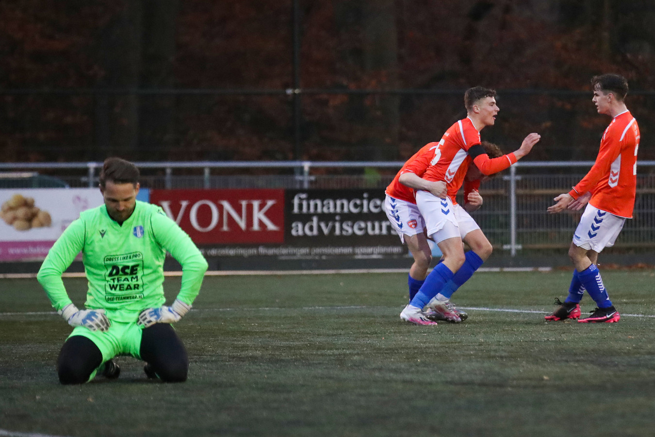 Doelman ESA met zware knieblessure naar nieuwe club Quick 1888 | Foto ...