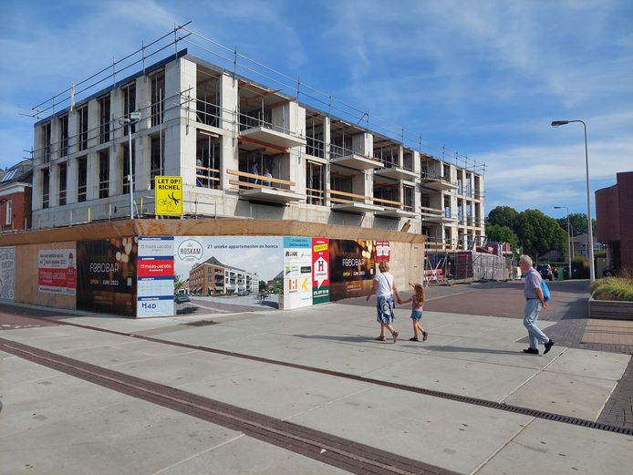 En het appartementencomplex op de plek van hotel De Roskam heet... De ...