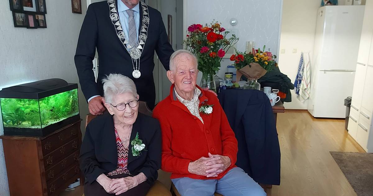 Dit stuurden jullie in: Burgemeester op bezoek bij Jo en Pier uit ...