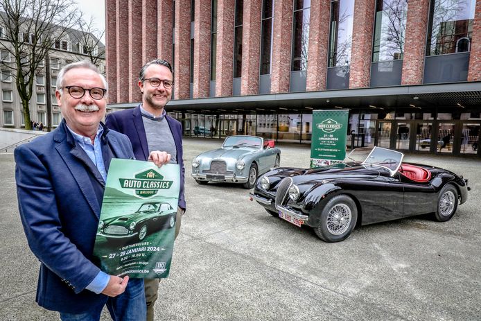 Oldtimerbeurs Auto Classics keert terug naar het plein waar ze zich ...