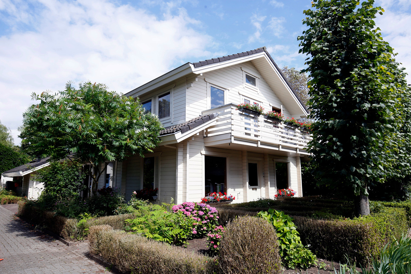 Ria verkoopt na 30 jaar het sfeervolle Scandinavische houten huis dat ...