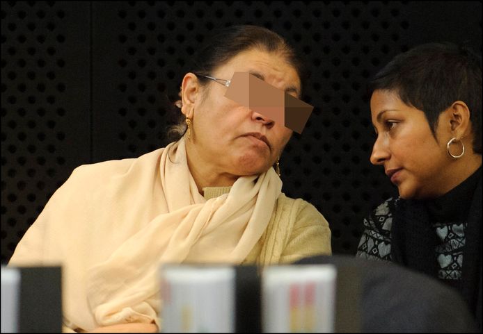 Moeder van in 2007 vermoorde Sadia Sheikh komt vrij onder voorwaarden ...