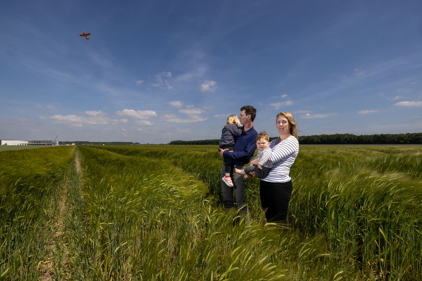 Jessica (31) dient bijna elke dag een klacht in over vliegtuigherrie ...