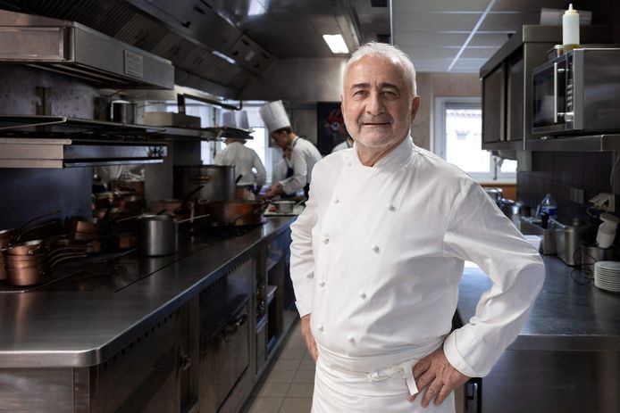 ‘Beste chef-kok ter wereld’ Guy Savoy verliest zijn derde Michelinster ...