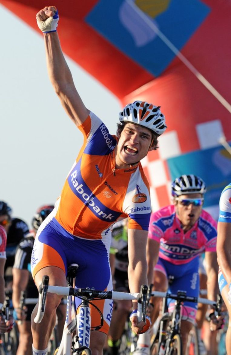 Theo Bos klopt Cavendish in massaspurt eerste rit Oman | De Morgen