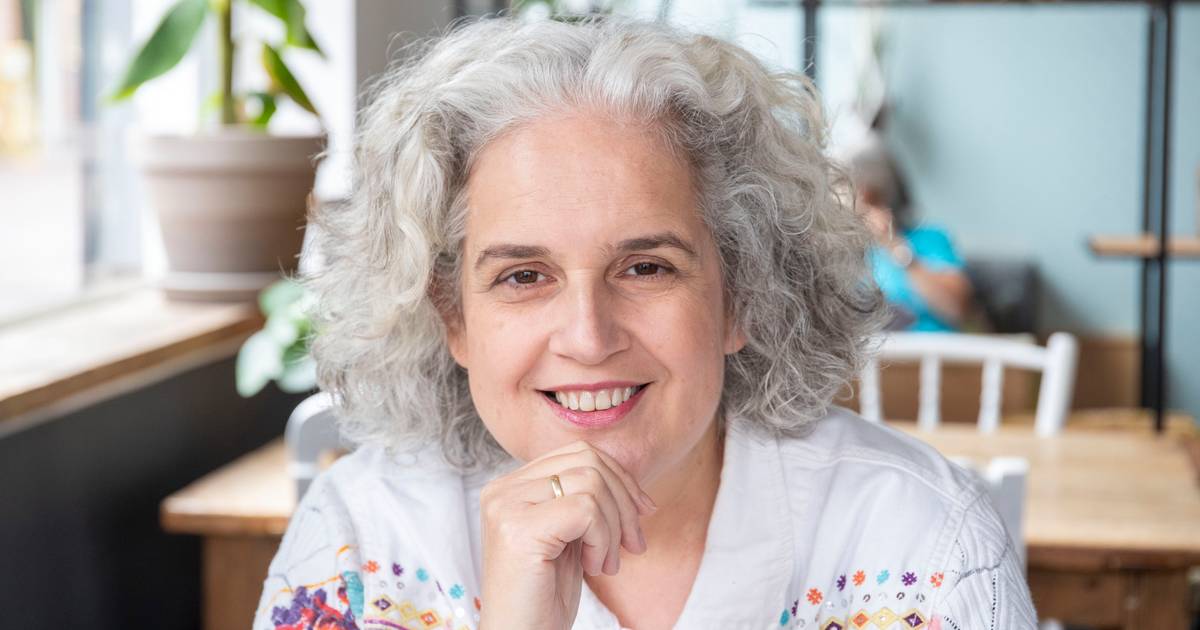 Verleden van haar vader inspireerde Josina tot een roman: ‘Weinig te ...