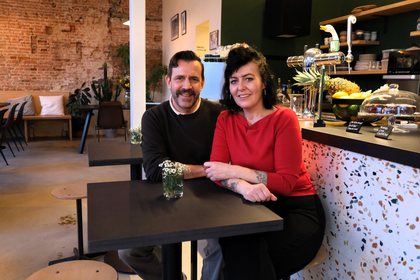 NET OPEN. Suzy en Peter openen SuPe op Grote Markt: “Het hippe Berlijn ...
