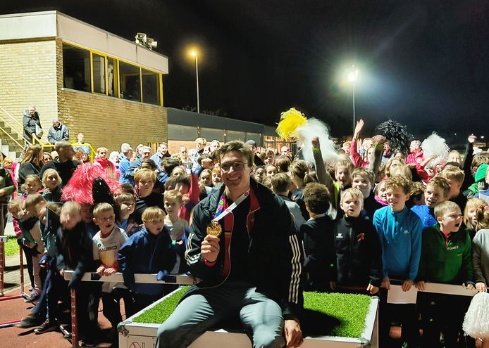 Atletiekclub Lyra-Lierse huldigt hun eerste wereldkampioen: “Een ...