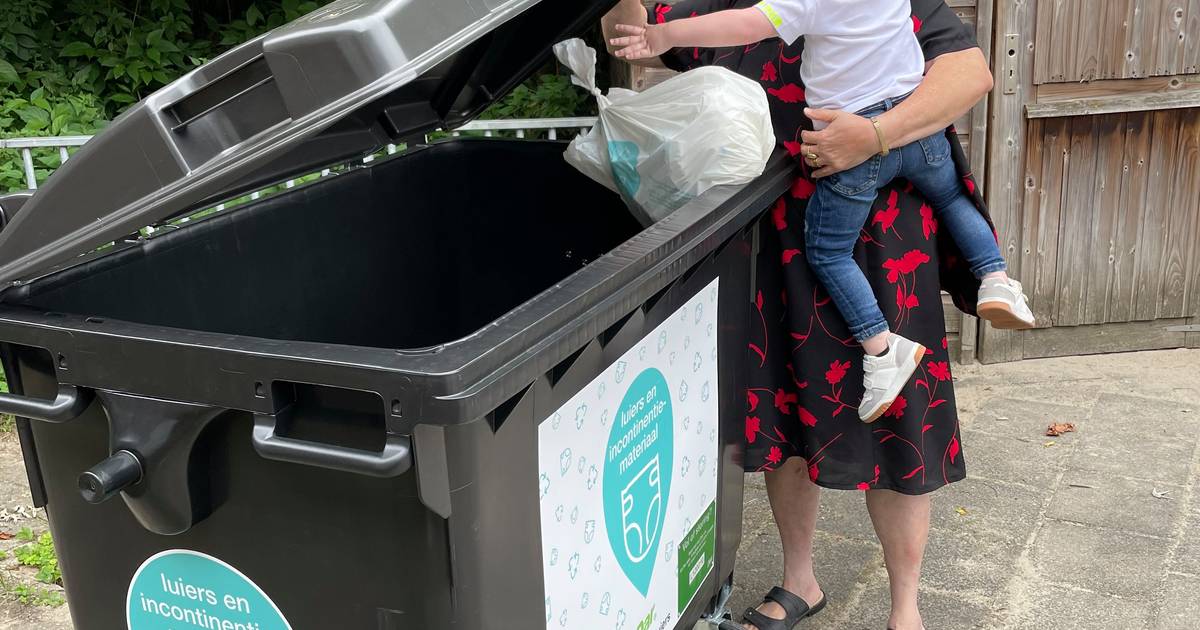 Ouders kunnen vieze luiers gratis inleveren in Nijmegen om afvalstroom ...