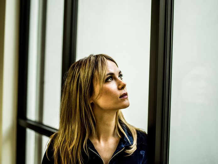 Zillion-actrice Charlotte Timmers legt haar ziel bloot: “Waarom zou ik ...