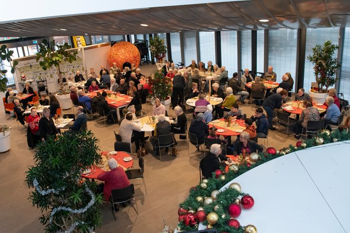 In Lochem hoeft niemand zich alleen te voelen op tweede kerstdag met ...