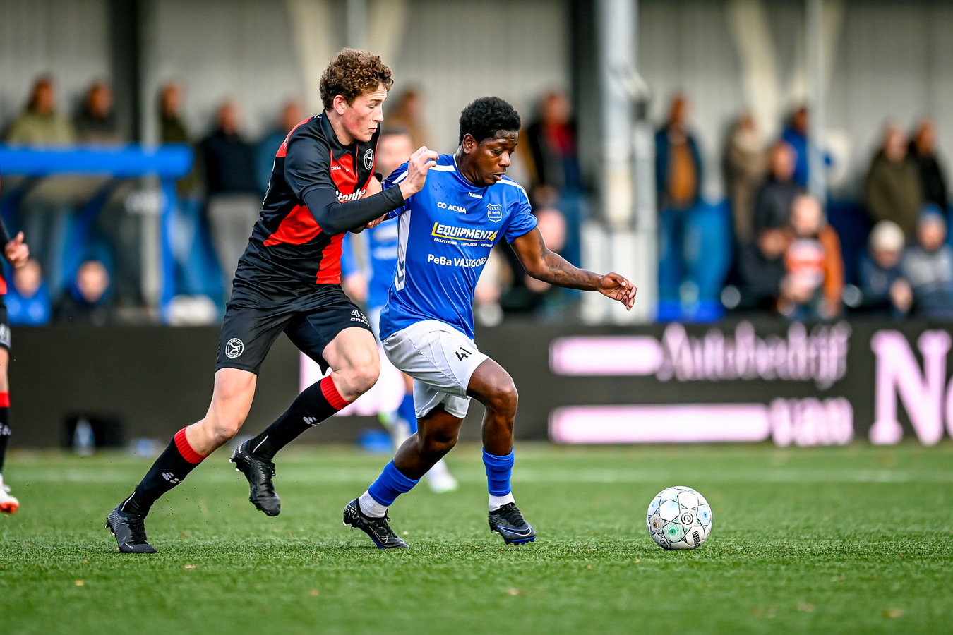 Leroy George is al een held bij NEC en wil die ook worden voor GVVV ... Leroy George is al een held bij NEC en wil die ook worden voor GVVV ...