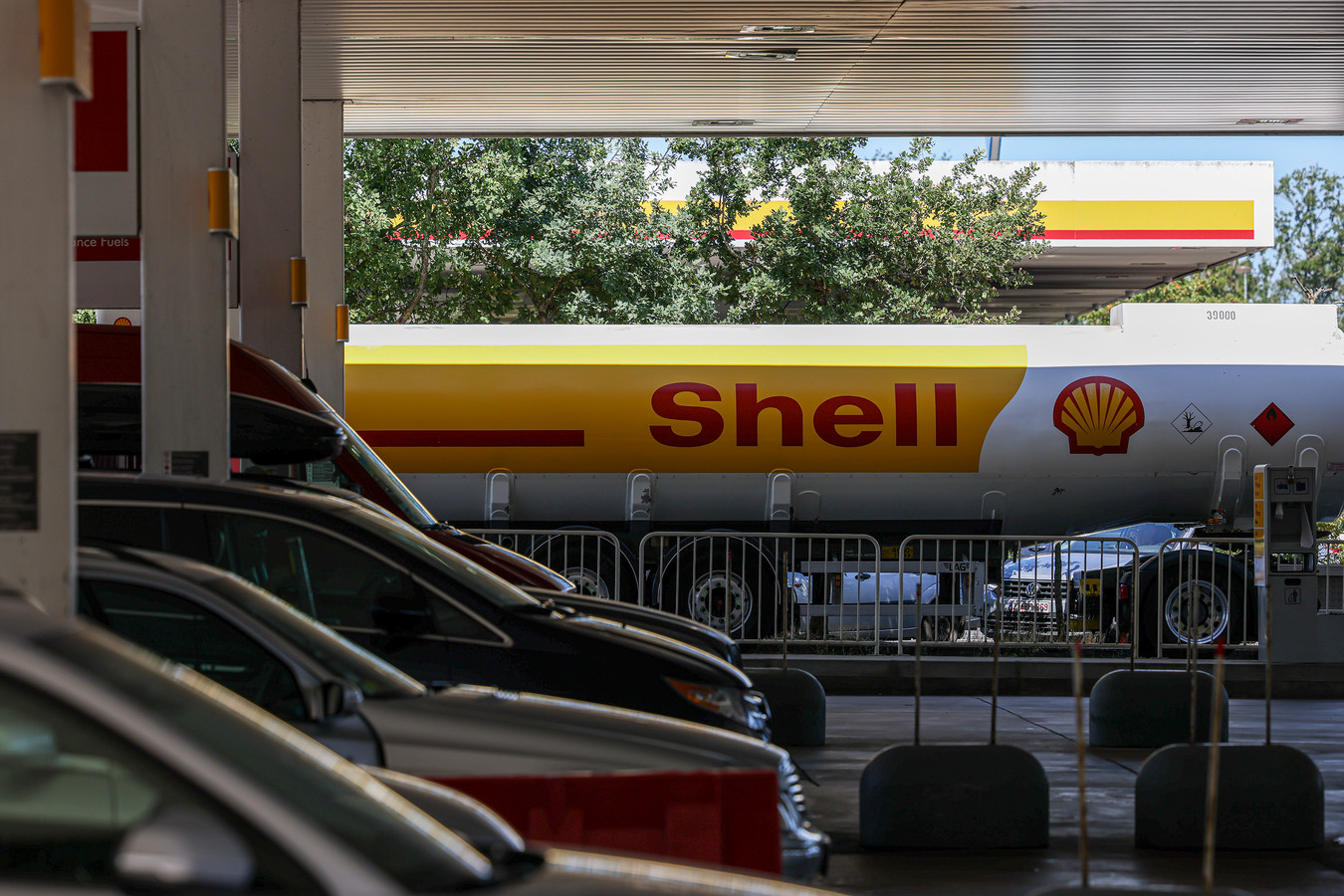 Een dagje op het grootste én properste tankstation ter wereld, ‘Aire de ...