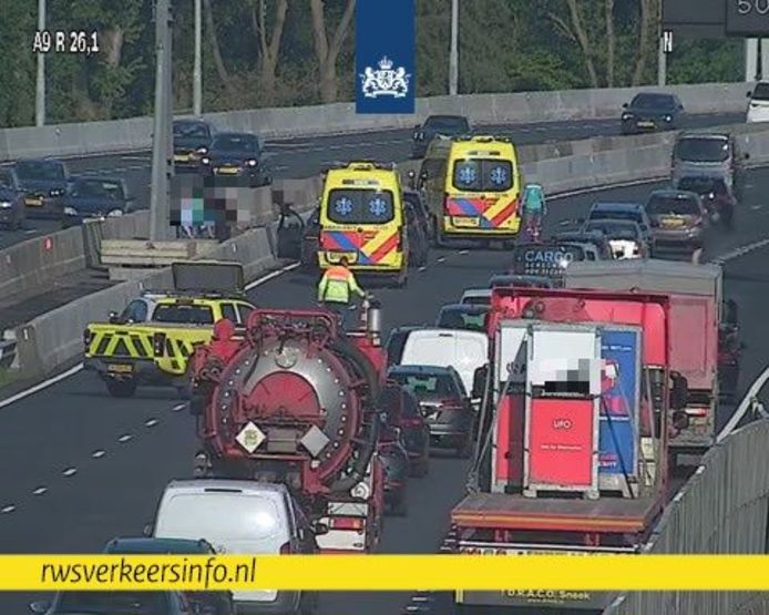 Vijf auto's betrokken bij ongeval met letsel op A9 bij Amstelveen, twee rijstroken dicht | 112 ...
