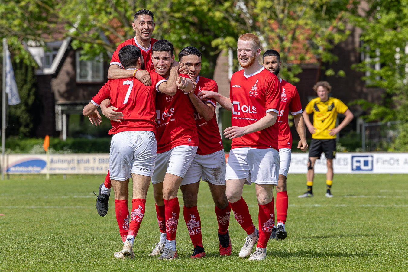 Droomzaterdag voor GSC/ODS en SVW velt koploper; lees hier alles over het amateurvoetbal | Foto ...