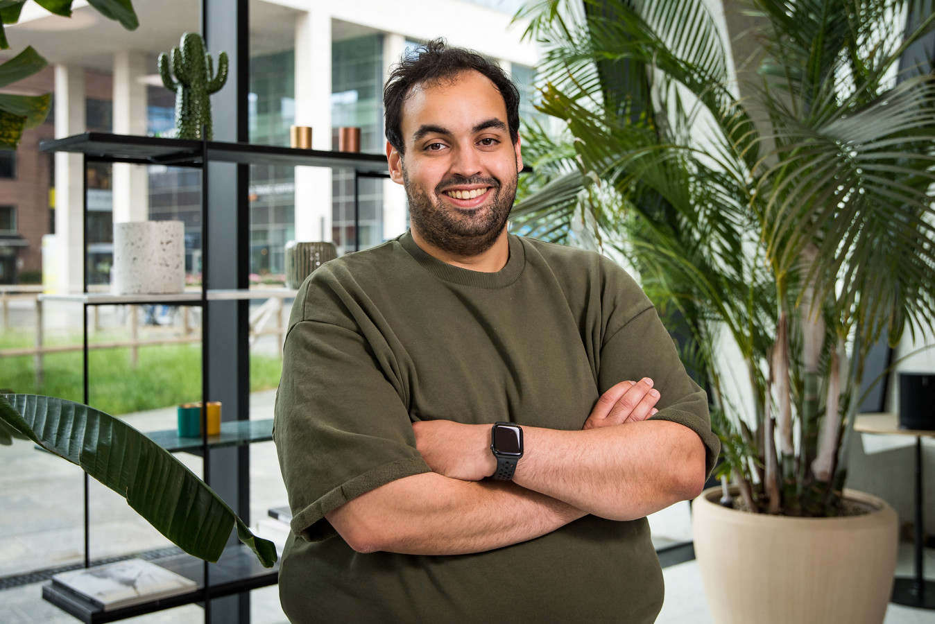 Het Antwerpen van Kamal Kharmach: “Het leven moet tegenwoordig precies ...