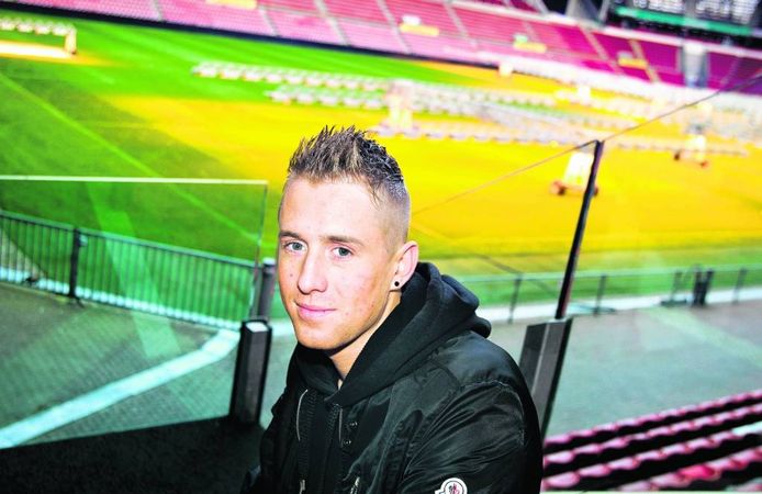 Spits Kevin van Veen naar JVC Cuijk | Amateurvoetbal | gelderlander.nl