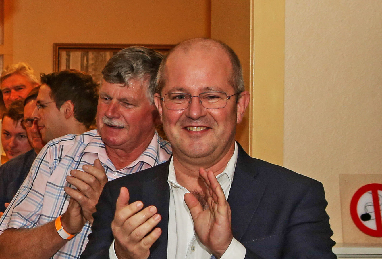 Stef Stiers wint voorzittersverkiezing CD&V van uitdager Kurt Callaerts ...