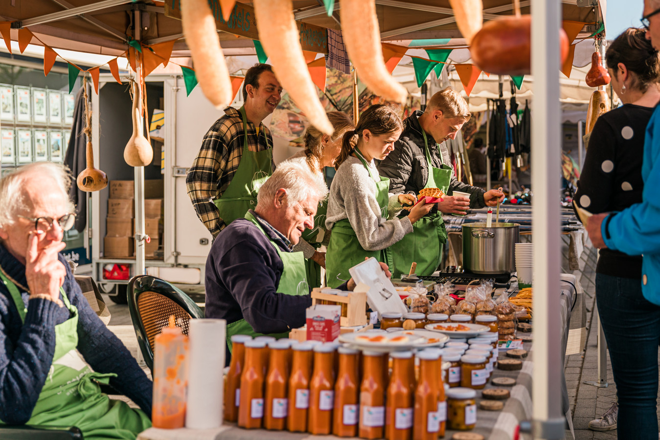 Kajakken, katapultschieten,... in Kasterlee doen ze het allemaal met pompoenen (en wij lijsten ...