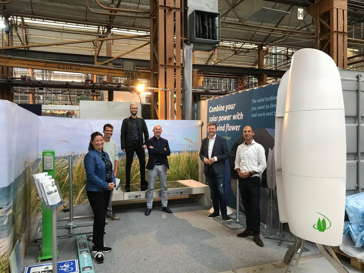 Hier plaatst Nissewaard twee tulpwindmolens (waar je fiets of mobiel ...