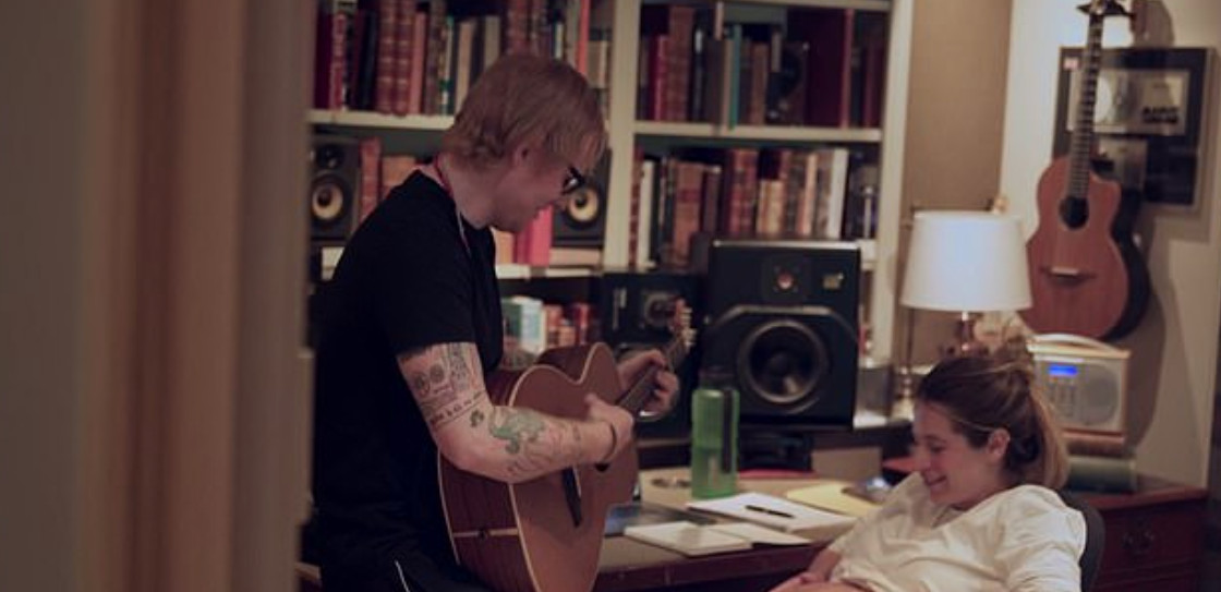 BINNENKIJKEN. Ed Sheeran toont voor het eerst beelden van gigantische ...