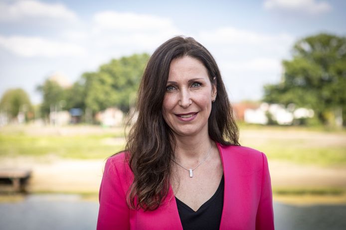 Monique van Haaf (VVD) legt taken als gedeputeerde neer: ‘Tijd voor ...