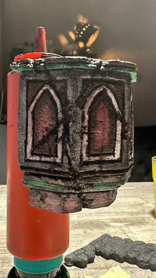 Bas mist het Spookslot en bouwt het na op zijn toilet: ‘Kan het er ...