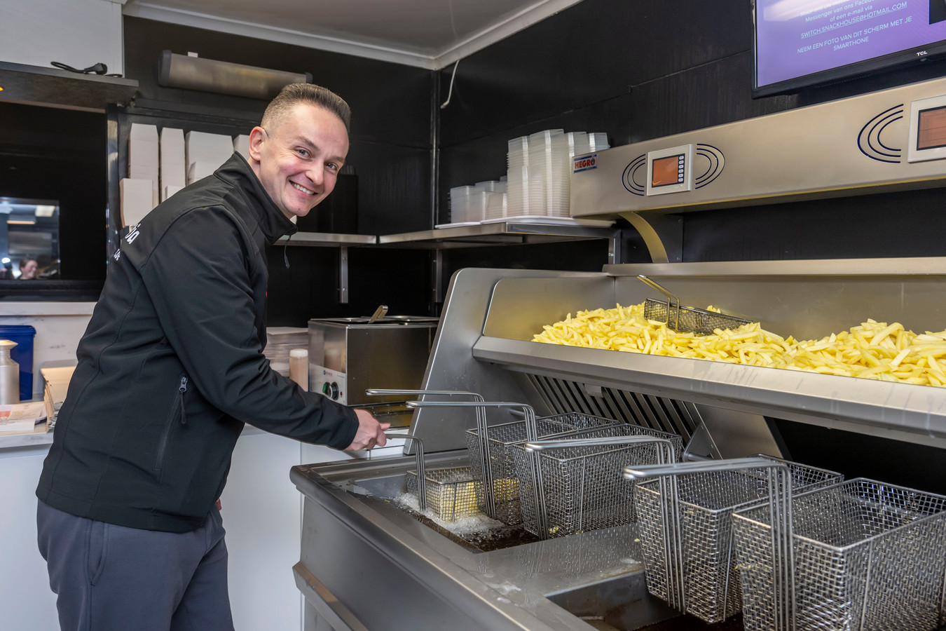 Vijfde vestiging voor Switch: Xavier neemt frituur rechtover ...