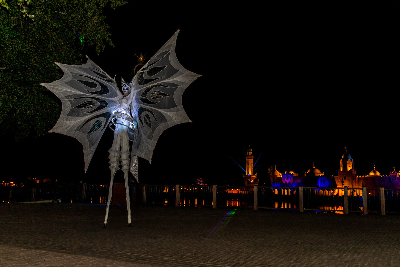 De Efteling zoals je 'm nooit eerder zag: Spookslot neemt park voor één ...