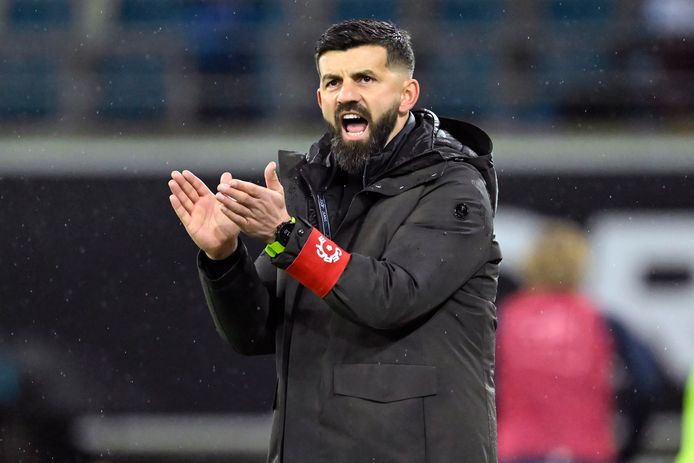 Miron Muslic (Cercle Brugge) maakt zich niet druk om 1 op 9: “Ook tegen ...