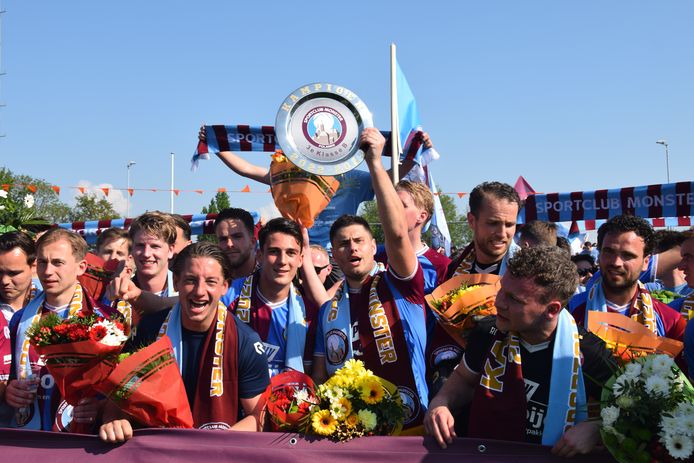 SC Monster kroont zich in het hol van de leeuw tot kampioen: een ...