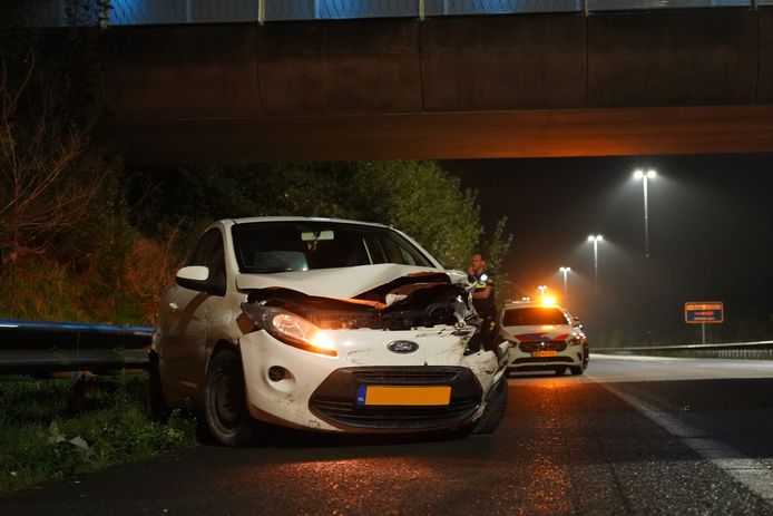 Auto Botst Tegen Vangrail Op A27 Bij Bavel Bestuurster Nagekeken In