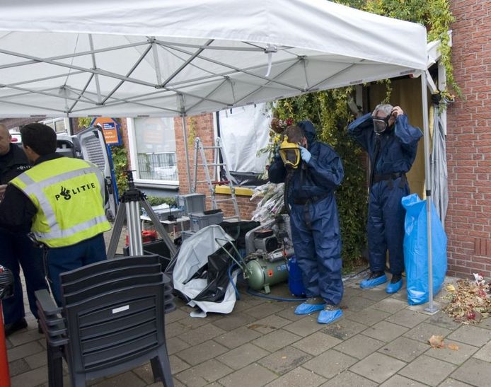 Onderzoek in woning vermoorde Diana Winkel hervat | Oldenzaal | tubantia.nl