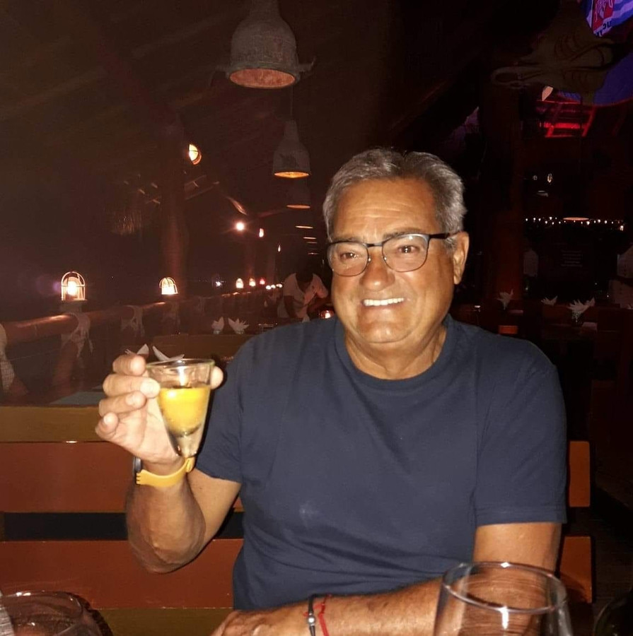 Jeff (76) werd in Mexico door haai doodgebeten, dochter praat voor het ...