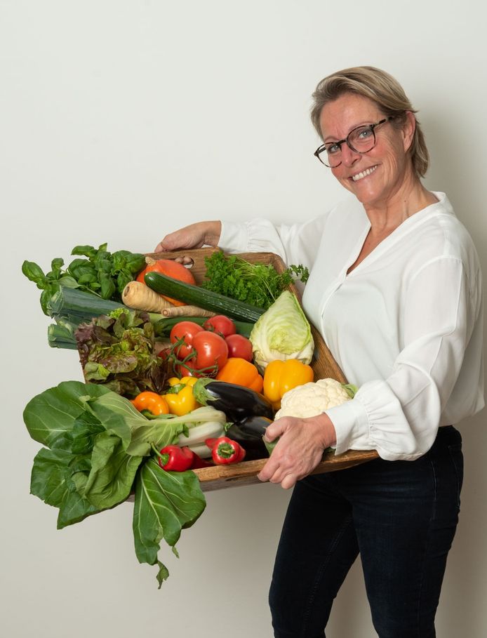 Brigitta (52) overleefde hartaanval en is nu De Keukenengel: ‘Ik stop ...