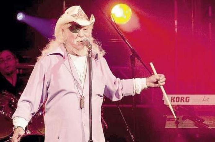 Zanger Ray Sawyer van Dr. Hook & the Medicine Show overleden | Showbizz ...