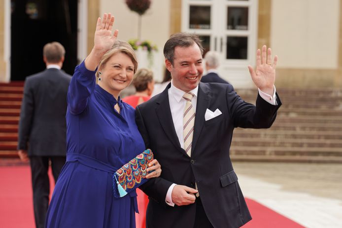 IN BEELD. Luxemburgse prinses Alexandra stapt in huwelijksbootje ...