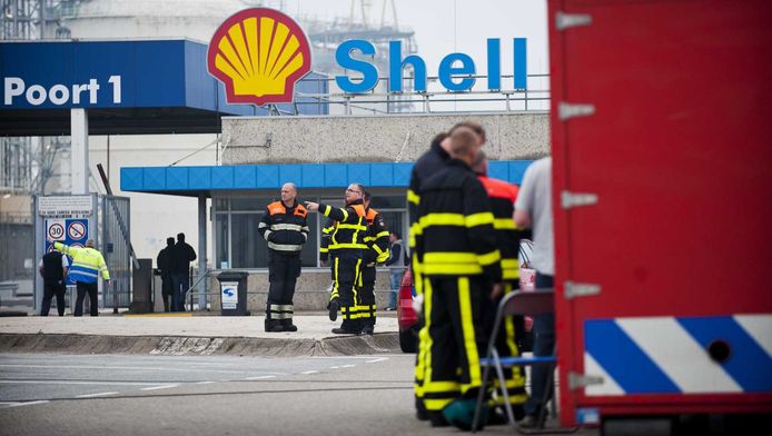Explosie en brand Shell Moerdijk: wat gebeurde er? | Binnenland | AD.nl